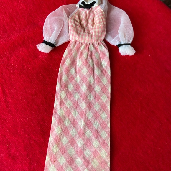 Toys | Vintage Barbie Quick Curl Pink Gingham Dress | Poshmark